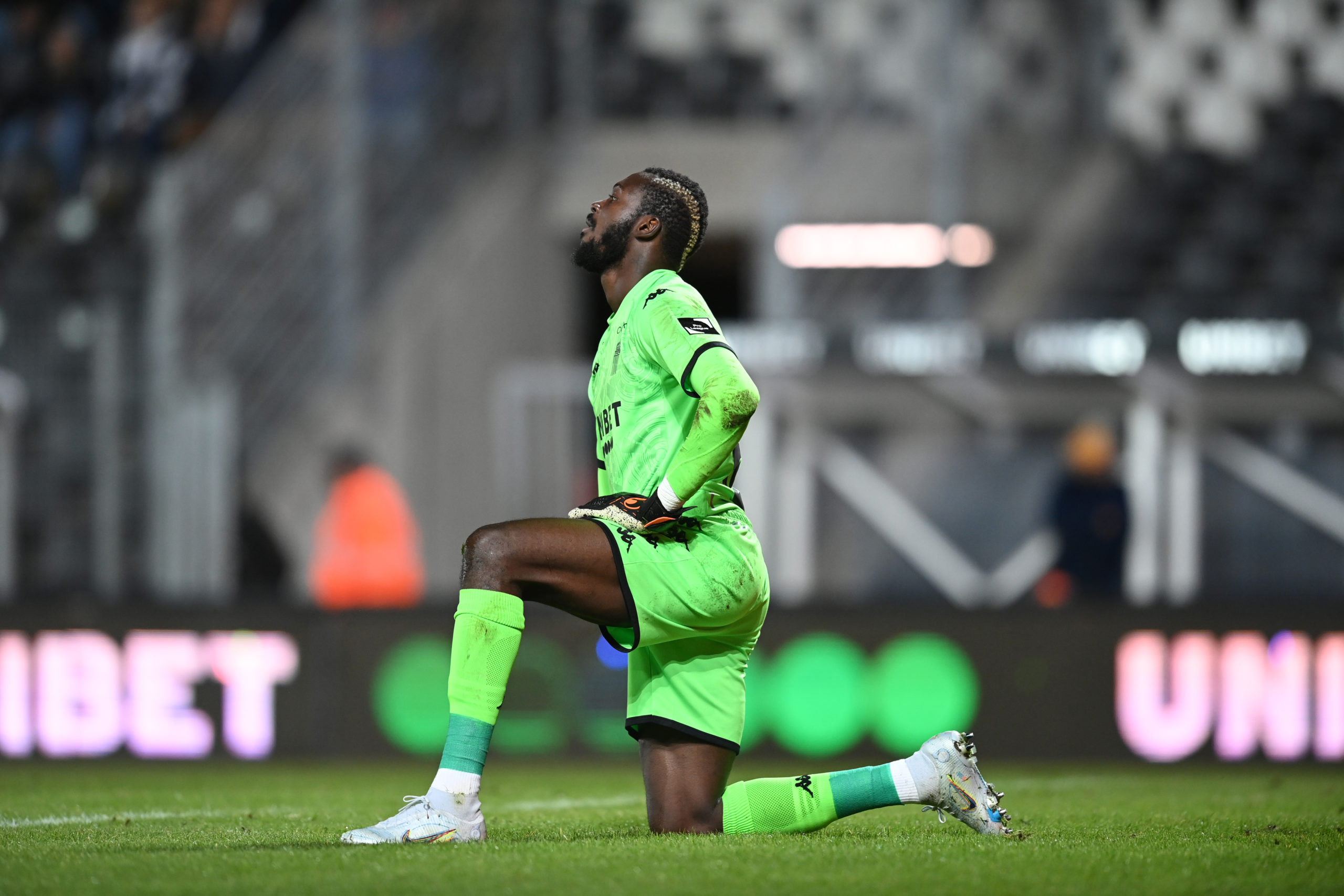 T'es OK ? Episode 1 - Hervé Koffi - RCSC - Sporting de Charleroi