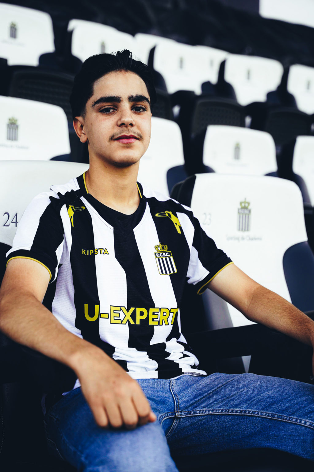 Le jeune Rayan El Arfani signe son premier contrat professionnel - RCSC ...